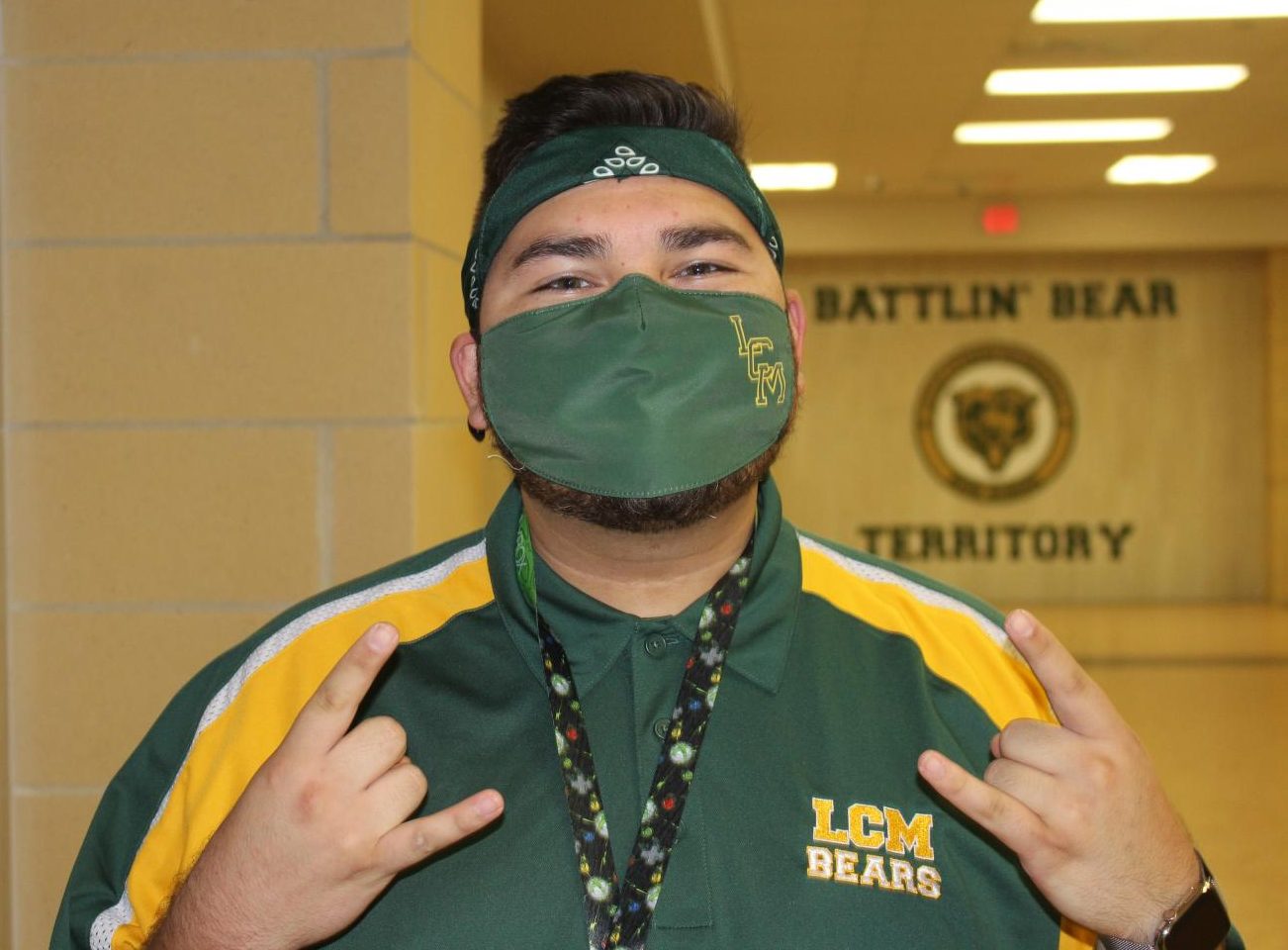 Spanish teacher returns to old stomping grounds – The Bear Facts